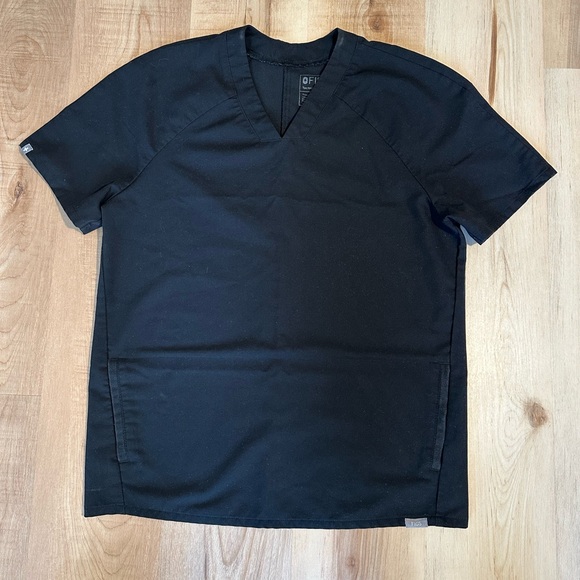 Figs | Shirts | Figs Black Cobar Reglan Scrub Top Mens Unisex Small ...